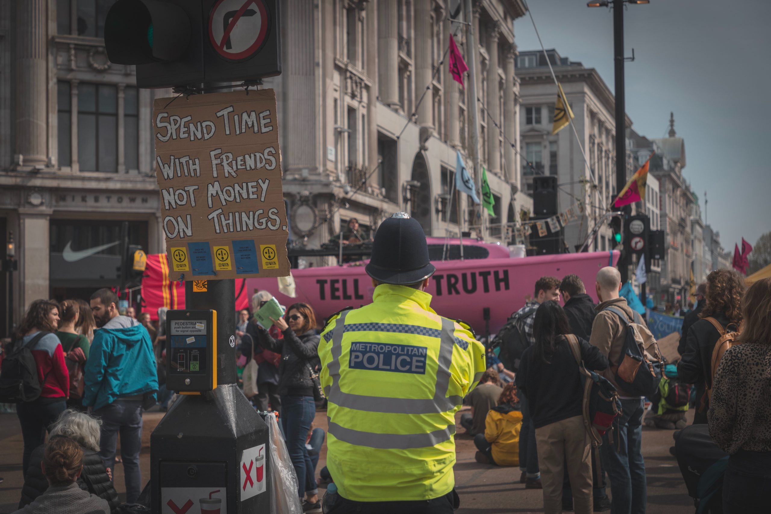 The Met's XR protest ban is 'grossly disproportionate' - Liberty